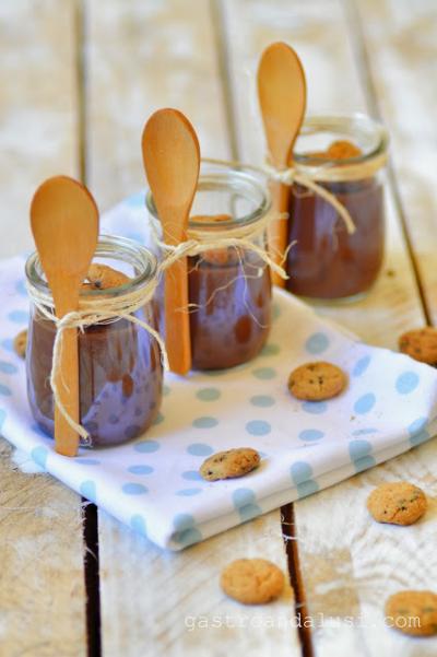 Petit pots de chocolate negro con cookies - - Receta - Canal Cocina